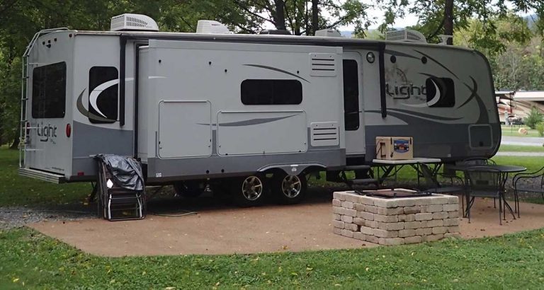 RV Camping - RV Campgrounds | Up The Creek RV Camp