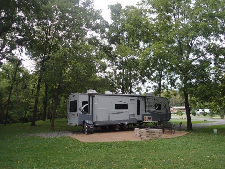 Travel Photos - RV Photos | Up The Creek RV Camp